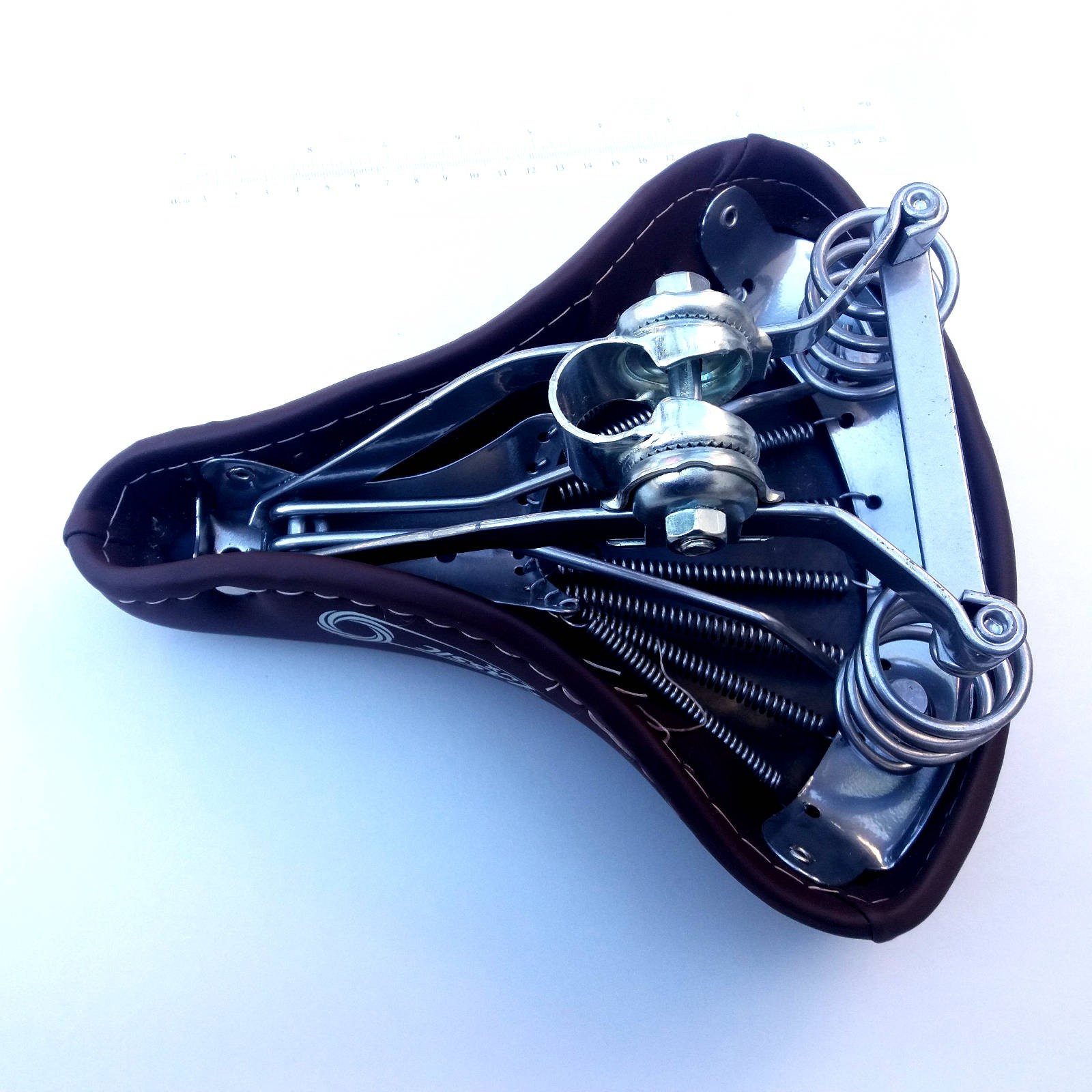 CLASSIC COIL-SPRING BICYCLE SADDLE (BROWN)