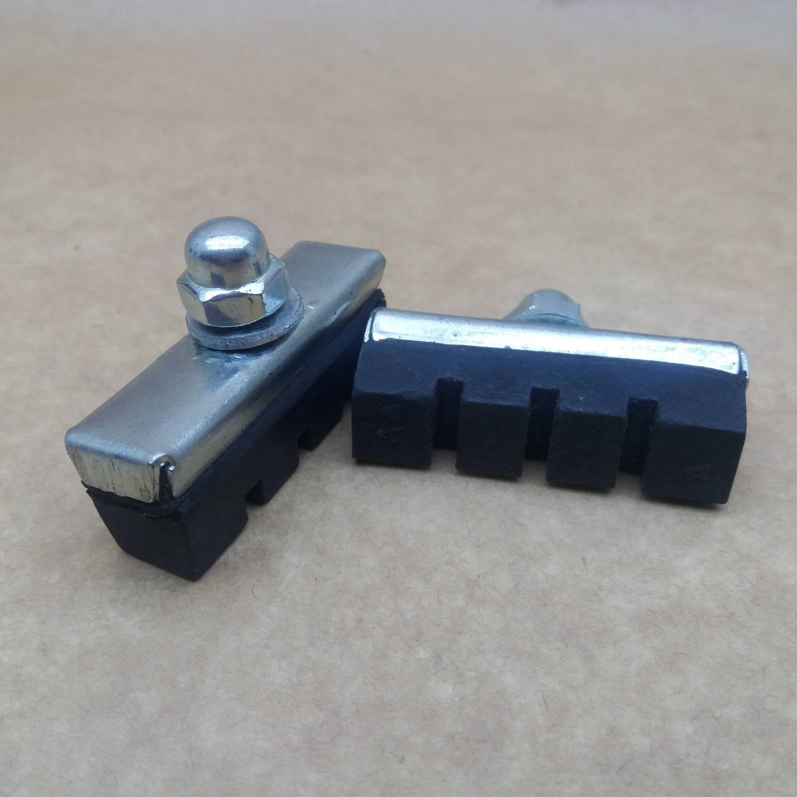 2 X Single Double Pivot Bicycle Brake Pads