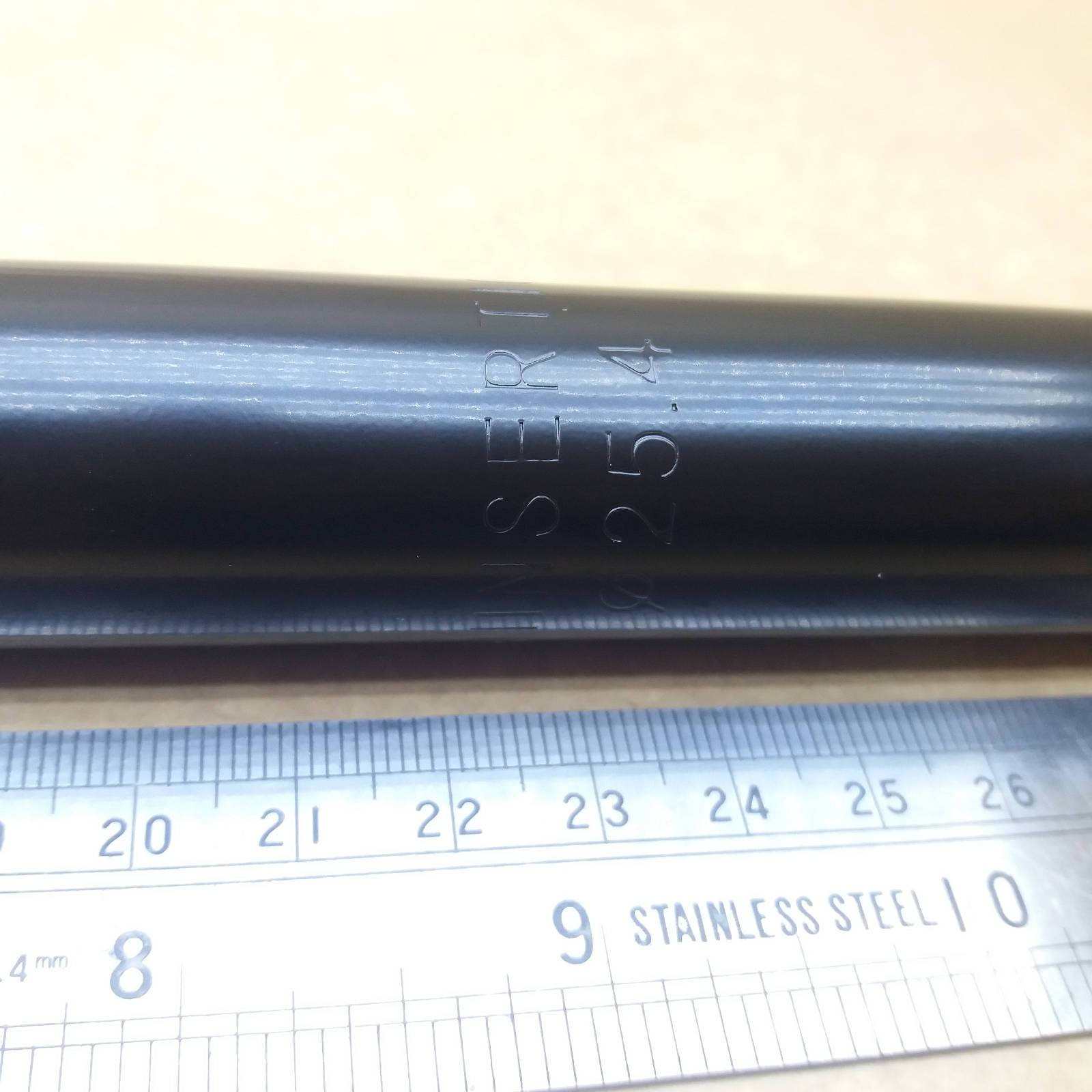 Straight bicycle seatpost - Seatpin - Saddle pin 25.4 x 300mm nickel